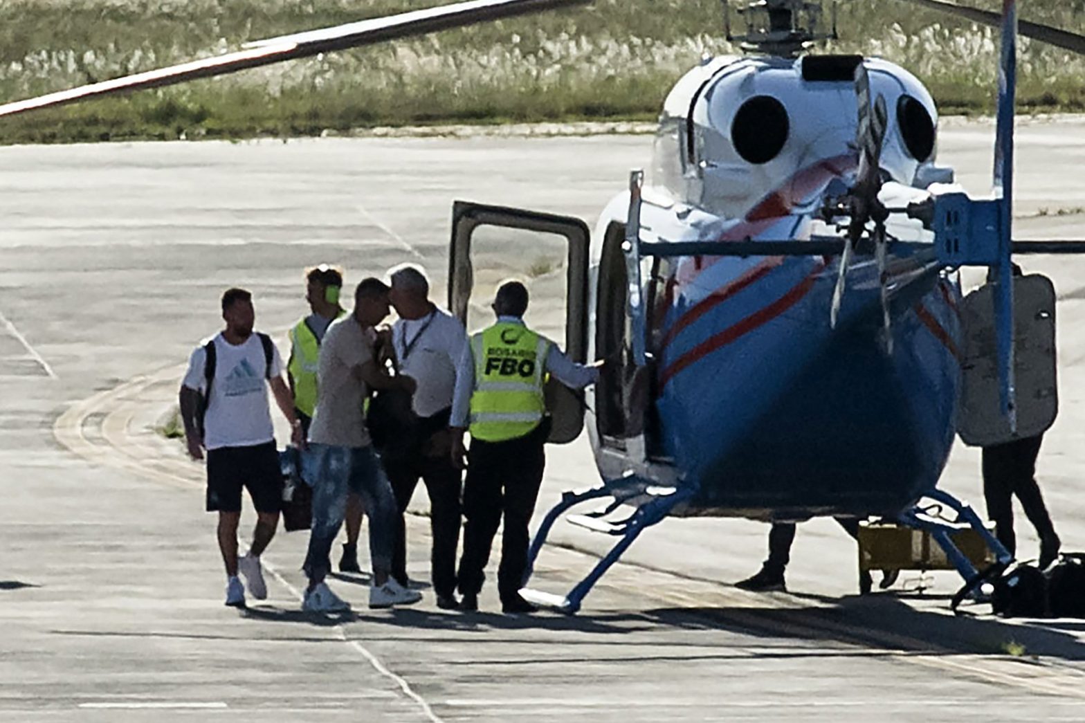 Messi Moved Via Helicopter As 4 Million Crowd Swarmed His Bus - The ...