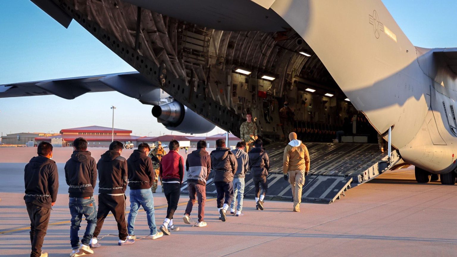 Mexico Rejects To Land US Military Aircraft Full of Migrants - The ...